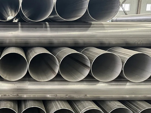 The EN 10217-7 standard applies to various stainless steel welded pipes ...